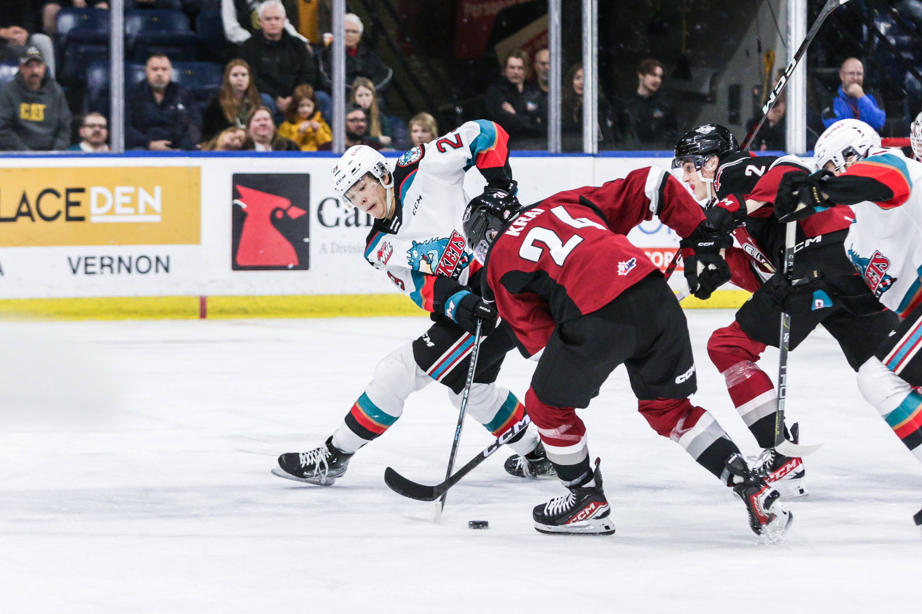 Rockets Continue Win Streak With 6-5 Win Over Giants - OurSports Central Rockets Continue Win Streak With 6-5 Win Over Giants - OurSports Central